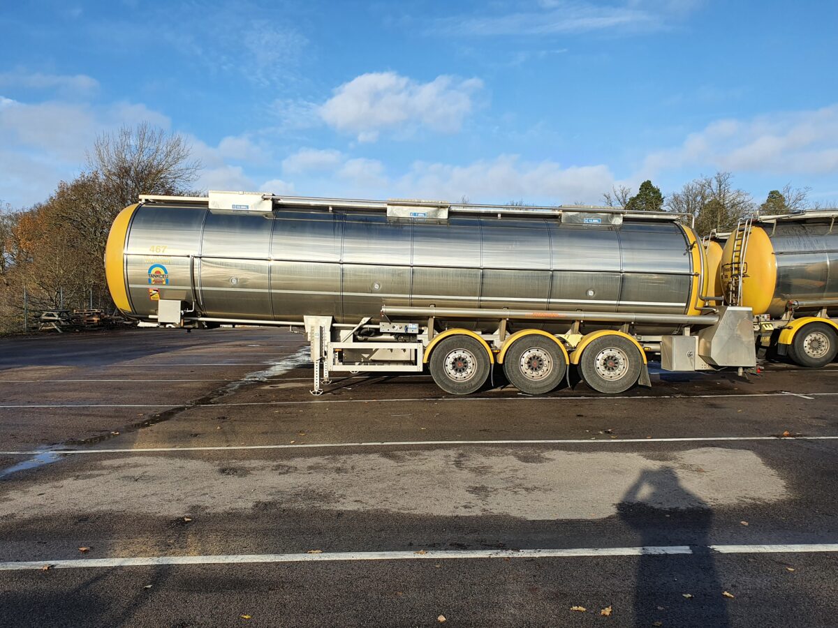 Volvo FH5 4×2 ”Foodtankers” / Feldbinder ”460” – Swedish Truck Models